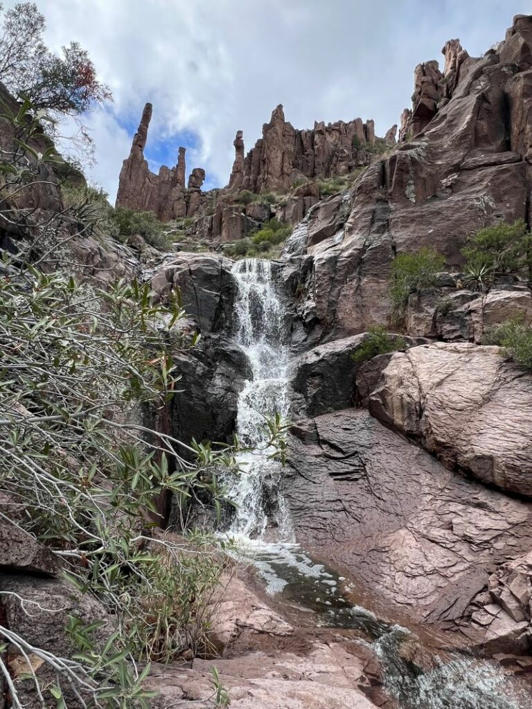 Hike Canyon of the Waterfalls - WildPathsAZ