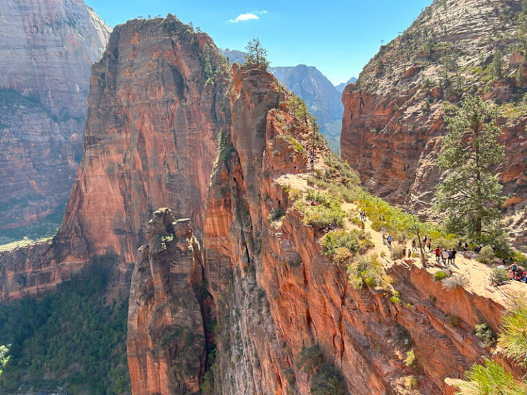 Guide to an incredible backpacking trip on the Zion Traverse - WildPathsAZ